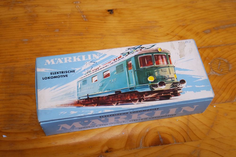 LOCOMOTIVE märklin RE 4/4 °°°° art. no. 3014 °°°° (Gebraucht) in ...