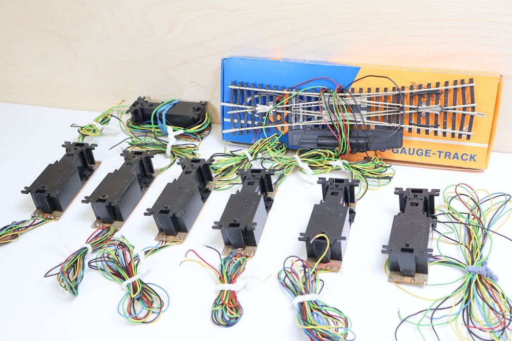 ROCO 8 x Elektro Unterflurantrieb Weiche - H0 / N - 4555A | Kaufen auf Ricardo