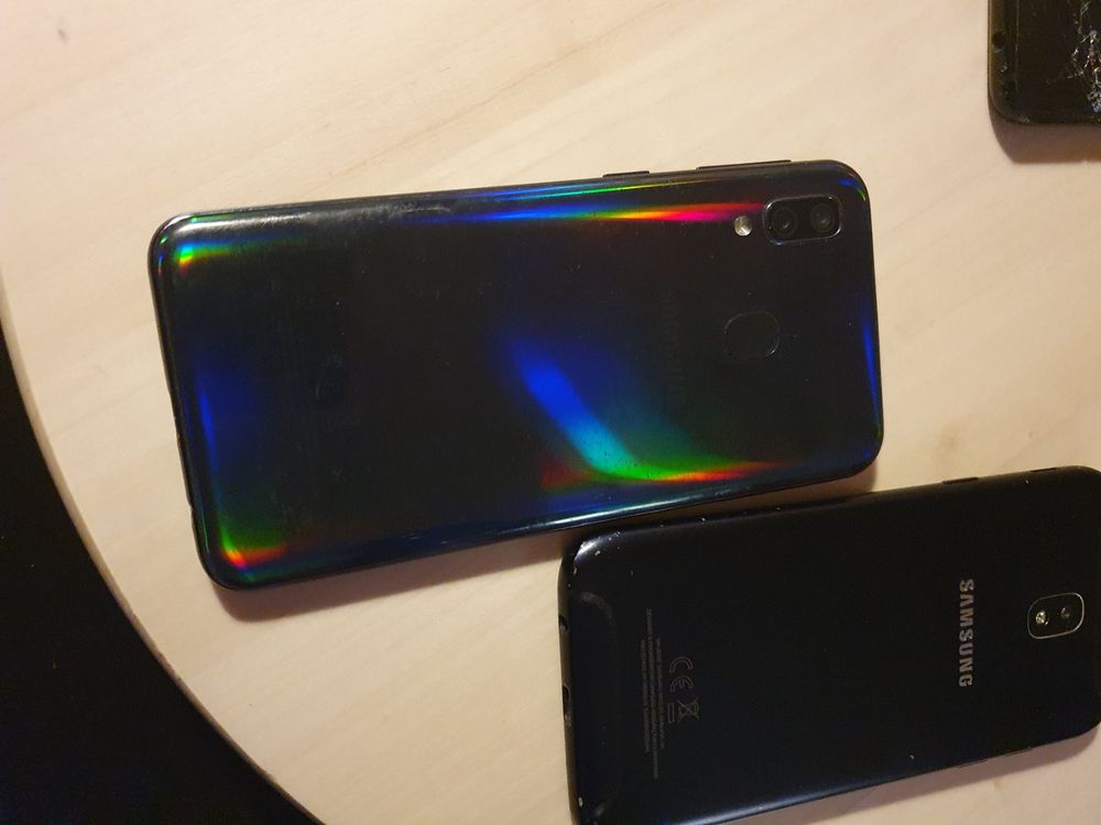 5 Samsung S10 - S8- A40 - J5 - S5 mini (Defekt) in Schüpbach für CHF 52 ...