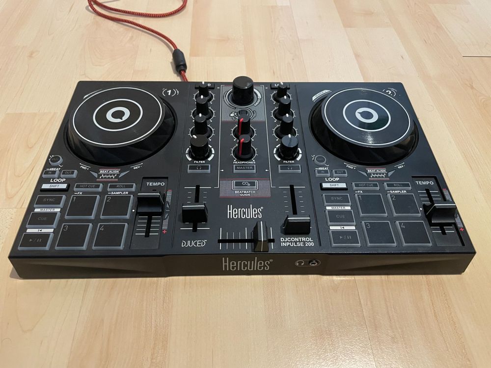 Hercules DJCONTROLL INPULSE 200 | Kaufen auf Ricardo