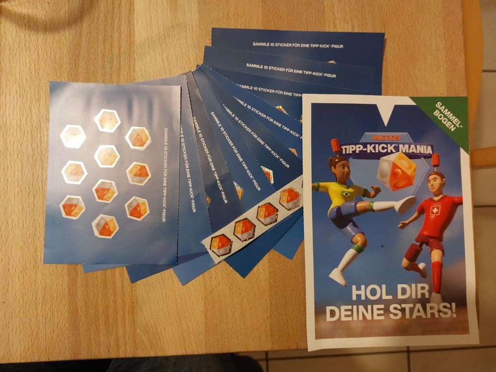 96 Tipp-Kick Mania Sticker (Neu (gemäss Beschreibung)) in Wiggen für ...