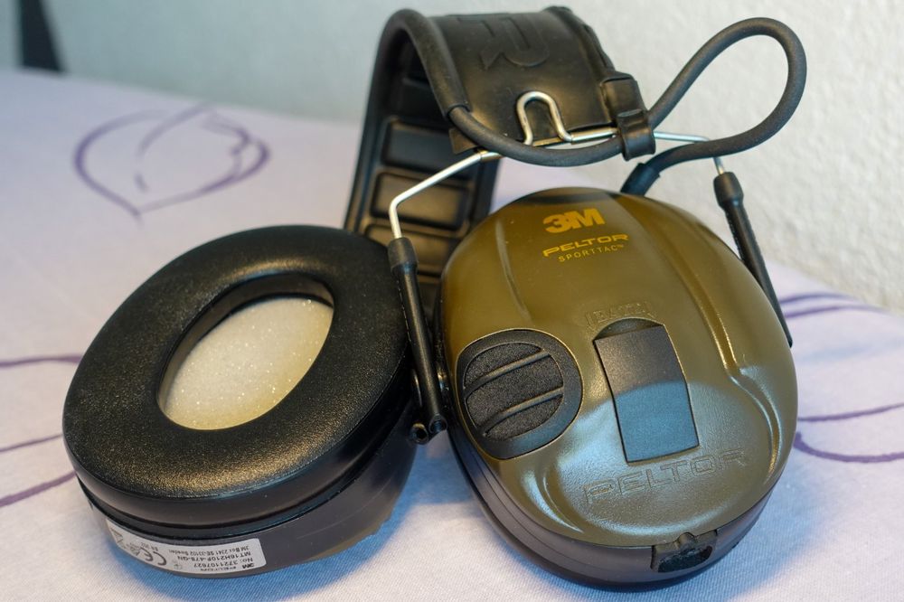 Gehörschutz 3M Peltor Sporttac (Gebraucht) in Bolligen für CHF 89 – nur ...