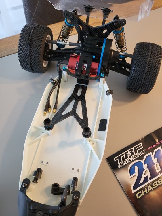 Tamiya TRF211XM Neuzustand! für Sammler. | Kaufen auf Ricardo
