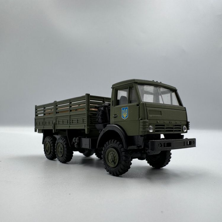 Kamaz 4310 Pritsche mit Ladung Ukraine Army 1/87 (Neu und ...