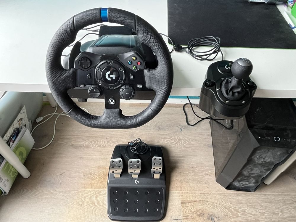 LOGITECH G923 Lenkrad/Pedale/Gangschaltung (Gebraucht) in Hünenberg für ...