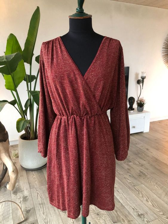 Robe paillettes MANGO (Neu (gemäss Beschreibung)) in Seiry für CHF 9 ...