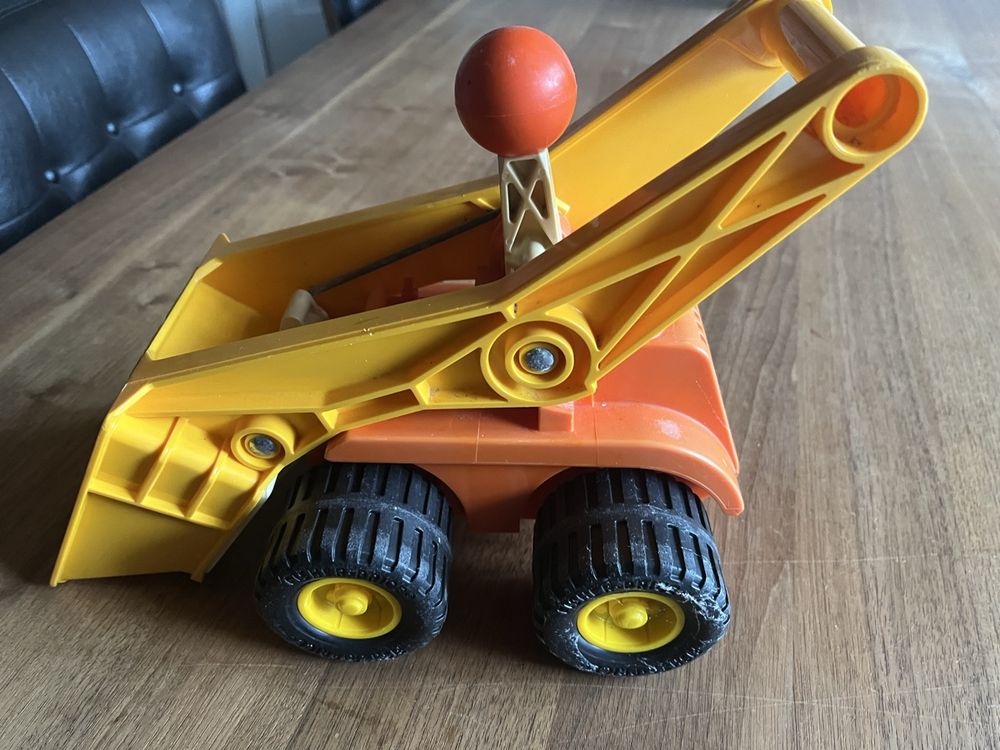 Fisher Price Bagger vintage (Gebraucht) in Aarberg für CHF 15 – mit ...