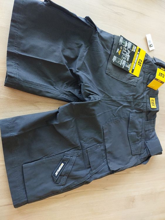 CAT® Shorts Herren Grösse W32 neu (Neu und originalverpackt) in Tuggen ...