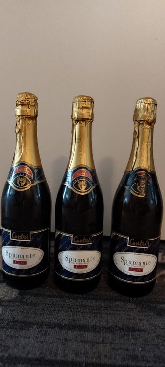 Contri Spumante, lot de 3 bouteilles. (D'occasion) à Neuchâtel pour CHF ...