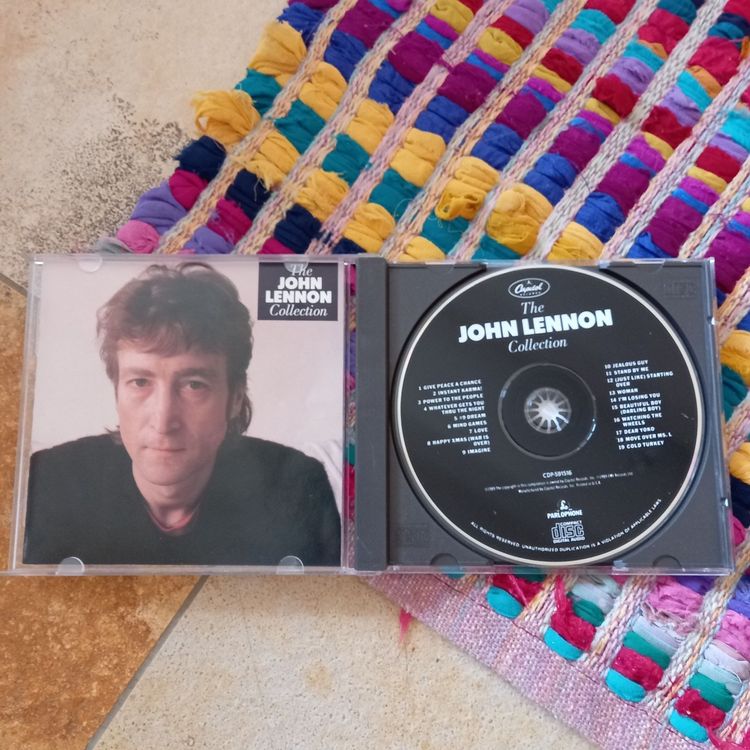 John lennon - Collection (Gebraucht) in St-Cergue für CHF 9.9 – mit ...