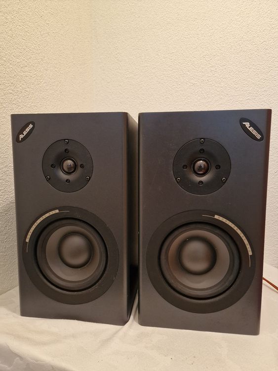 2 Monitor-Lautsprecher Alesis Monitor One MK2 (passiv) (Gebraucht) in ...