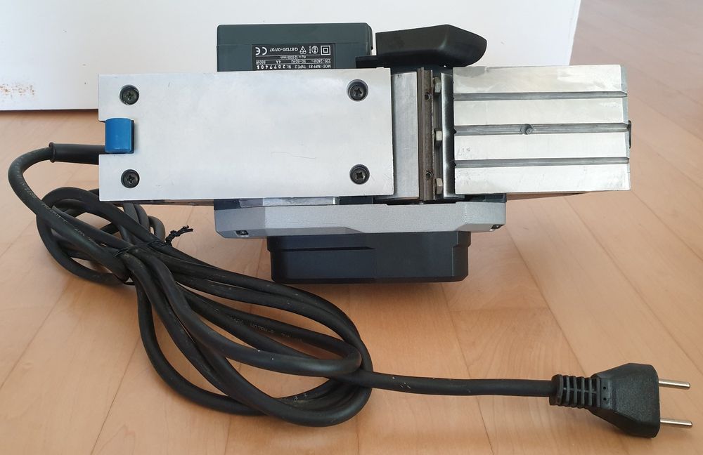 Elu Handhobelmaschine / Dickenhobel mit Zubehör | Kaufen auf Ricardo