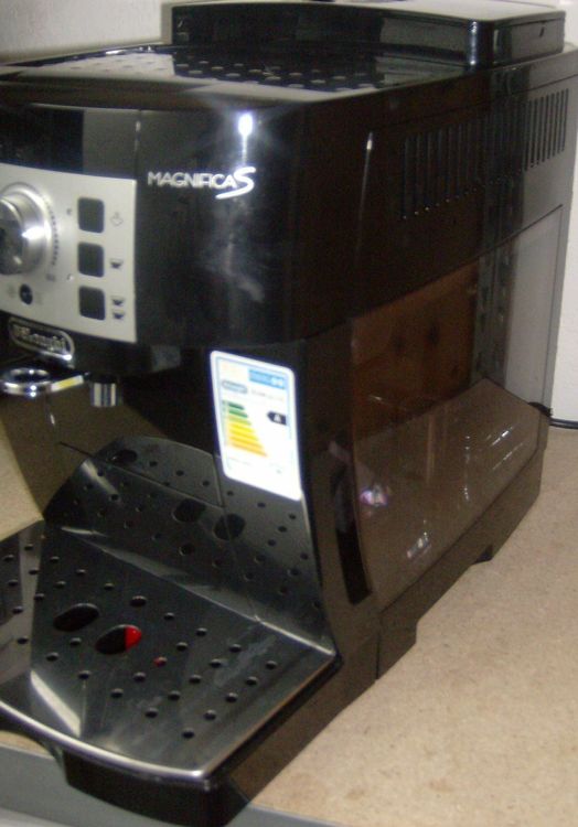 DeLonghi ECAM 22110 frisch revidiert | Kaufen auf Ricardo