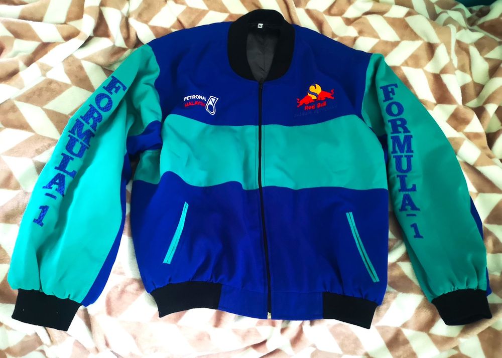 Red Bull Sauber Petronas Formula Racing Bomber Jacke XL (Gebraucht) in Bettingen für CHF 49.9 ...