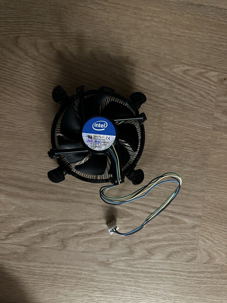 Intel Stock CPU Cooler (Gebraucht) in Massagno für CHF 1 – mit ...