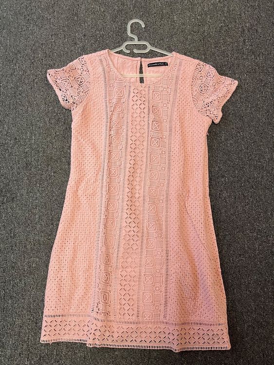 Spitzenkleid aus Baumwolle (Gebraucht) in Beckenried für CHF 25 – mit ...