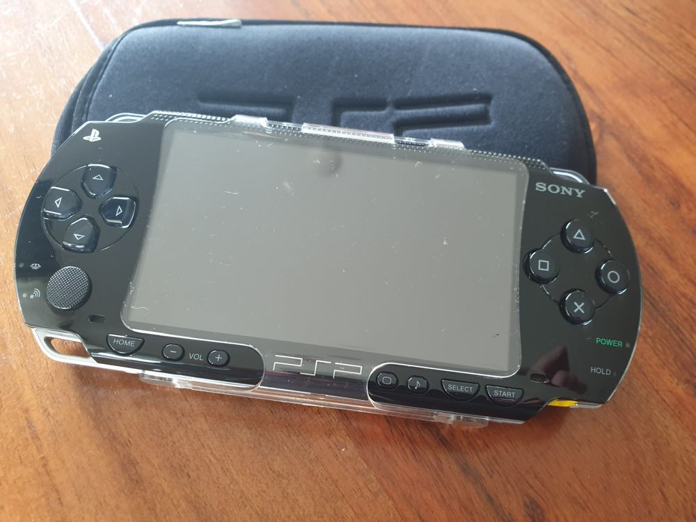 Sony PSP 1004 (Gebraucht) in Rain für CHF 60 – mit Lieferung auf ...