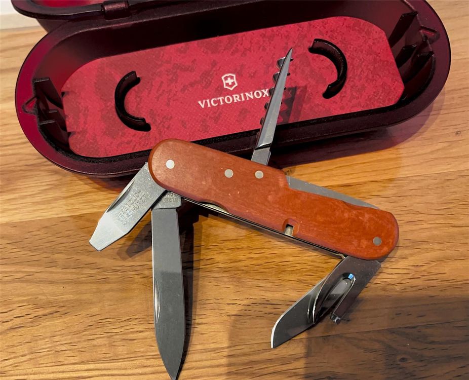 Replica 1897 Messer Victorinox (Neu und originalverpackt) in Zürich für CHF 341 – mit Lieferung ...