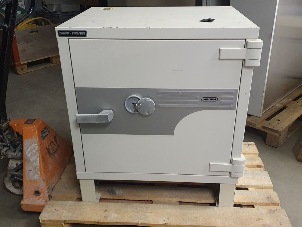 Datensicherungsschrank (S817) (Gebraucht) in St.Margrethen für CHF 1 ...