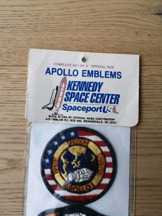NASA Apollo missions patches (Neu und originalverpackt) in Bassins für ...