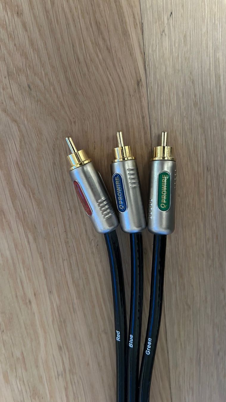 Abgeschirmte Video RGB YUV Kabel 3 Chinch Cinch 1,5 Meter (Gebraucht ...