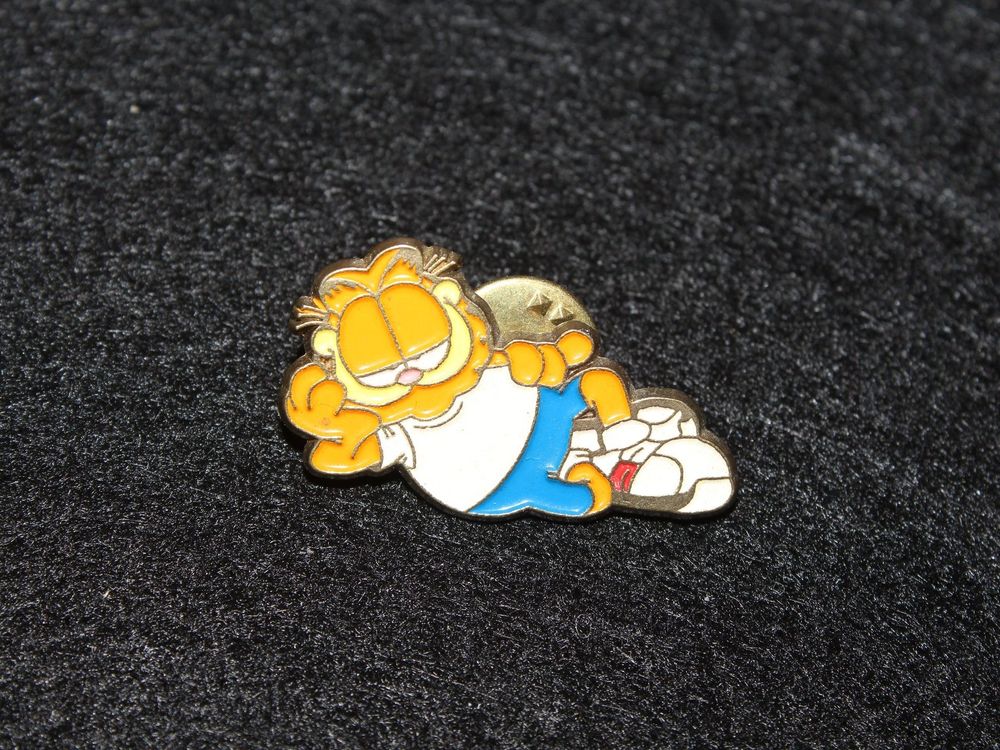 Pin Garfield (Gebraucht) in Kriens für CHF 3 – mit Lieferung auf ...