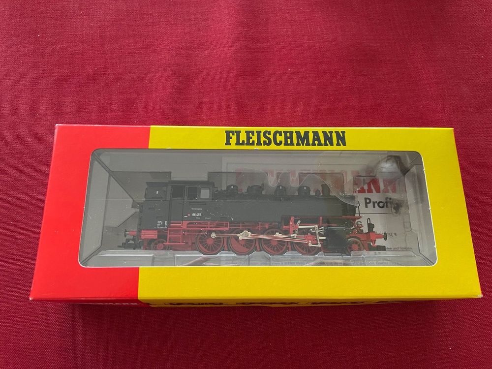 Fleischmann Tenderlokmomotive Baureihe 86 der DB Nr. 4086 (Neu und ...