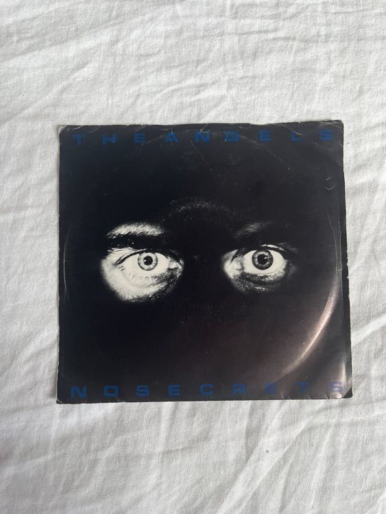 The Angels – No Secrets 7" single (Gebraucht) in Effretikon für CHF 9.9 ...