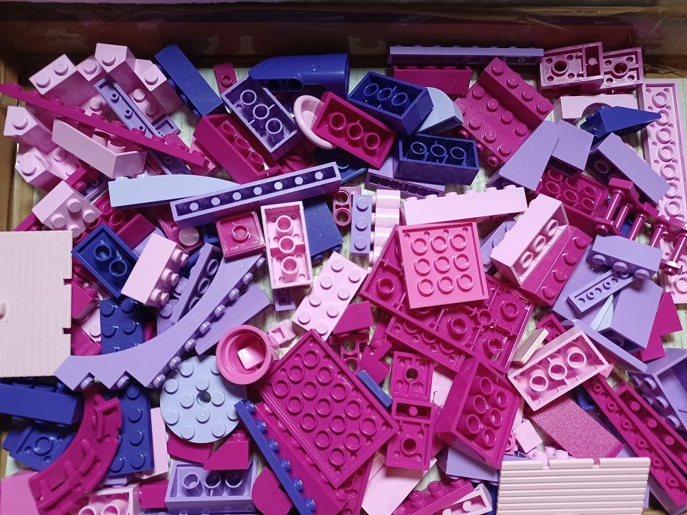 LEGO 150 Rosa und Lila Teile -A96 | Kaufen auf Ricardo