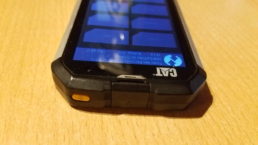 Caterpillar CAT B15Q Handy mit TWRP Smartphone (Gebraucht) in Brittnau ...