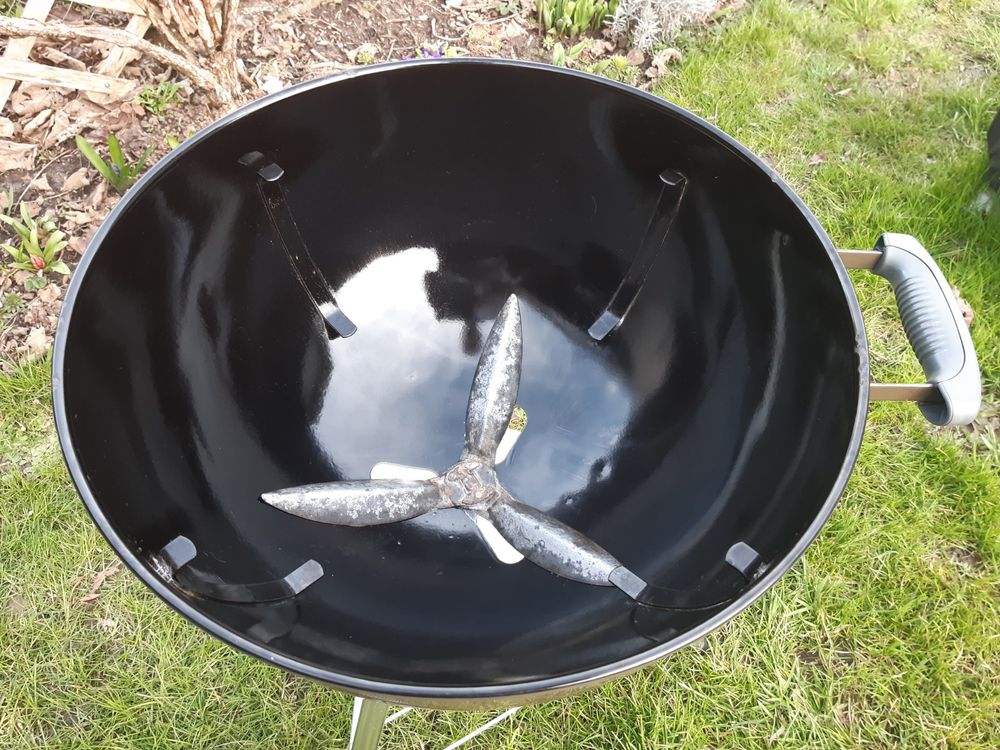 Weber One Touch 47cm, inkl.Zubehör, Top! (Gebraucht) in Messen für CHF ...