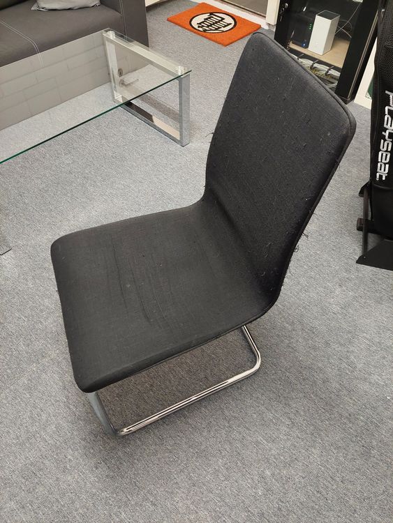 Schwarzer Stoffessstuhl mit Chromgestell, Abholung! (Gebraucht) in Aarau Rohr für CHF 1 – nur ...