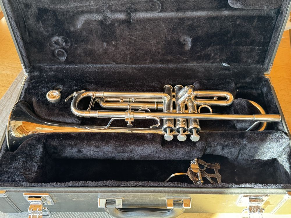 Trompete Yamaha YTR 5335 G (Gebraucht) in Mörel für CHF 750 – mit Lieferung auf Ricardo kaufen