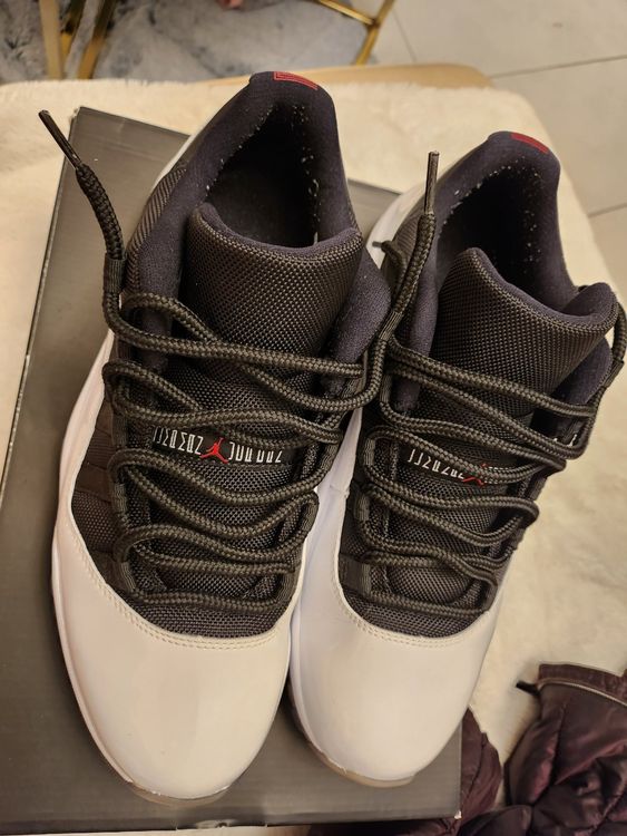 Air jordan 11 low tuxedo 10.5 (Gebraucht) in Lausanne für CHF 170 – mit ...