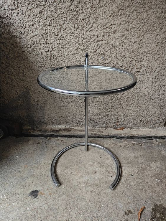 Beistelltisch, Eileen Gray Replika tisch | Kaufen auf Ricardo Beistelltisch, Eileen Gray Replika tisch | Kaufen auf Ricardo