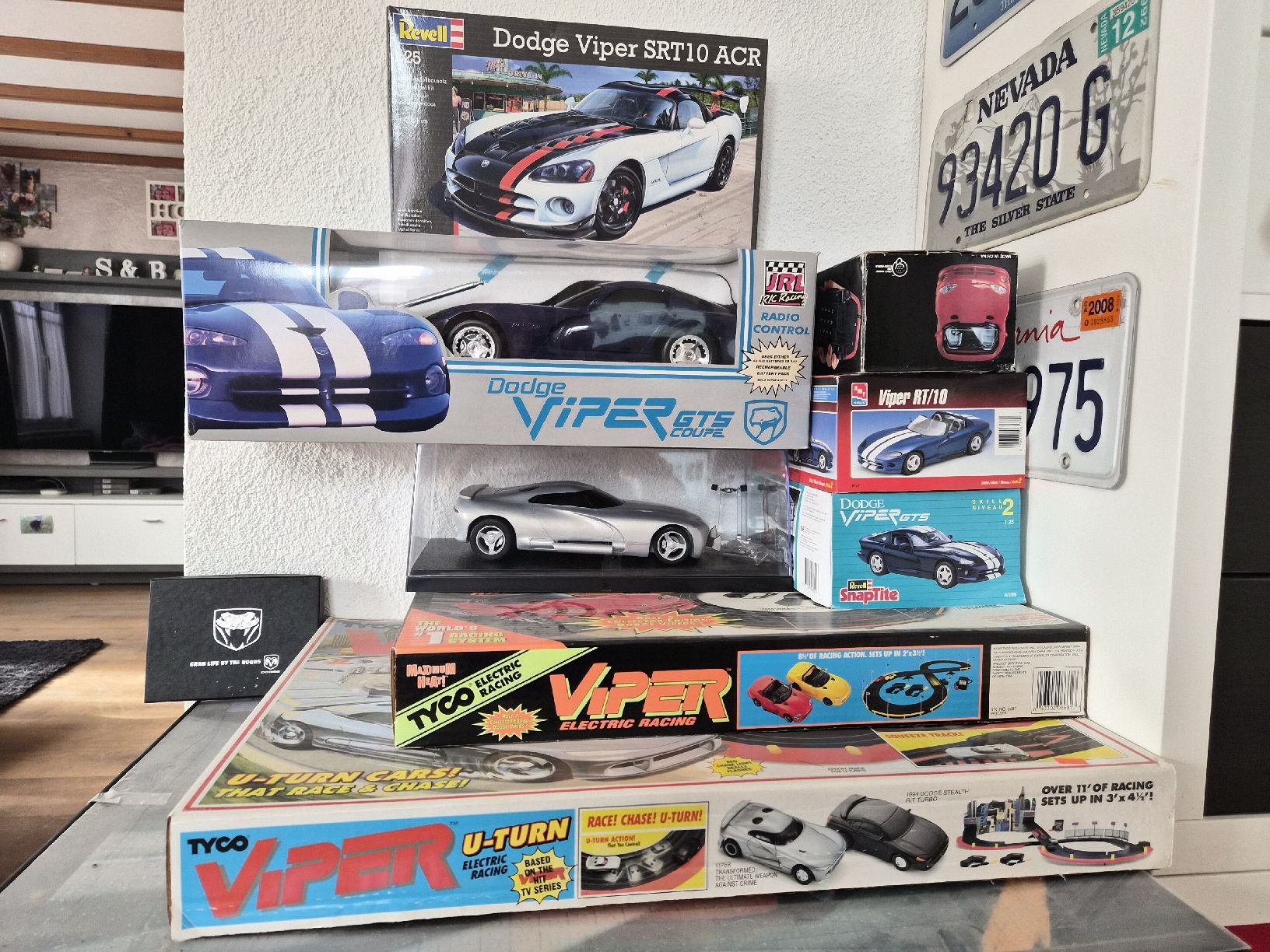 Dodge Viper Modellbausätzen und Rennbahn-Sets Sammlung (Neu (gemäss ...