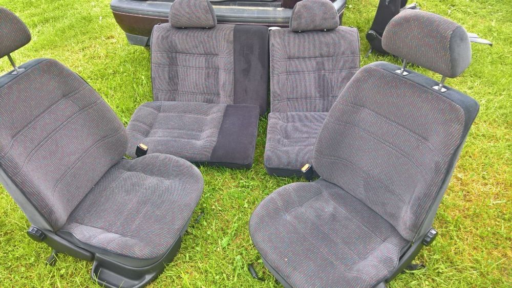 Auto Vorne 3 Sitze
