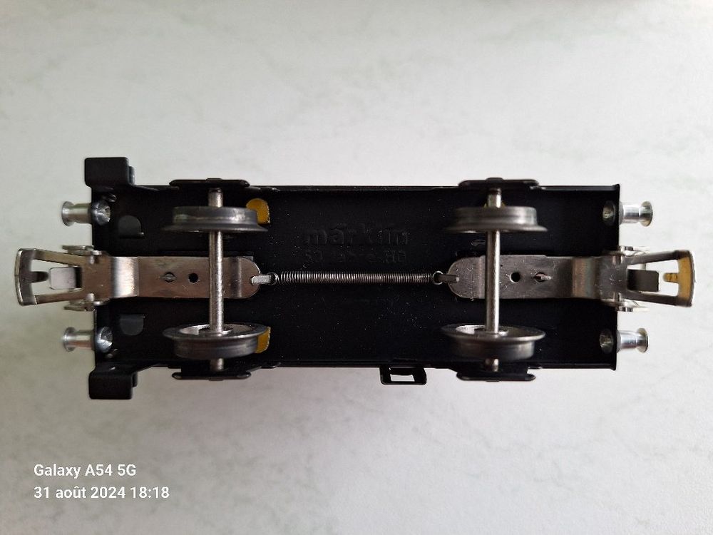 Märklin HO. Wagon Citerne Shell, en fer , 50 ans de Märklin (Neuf (Voir ...