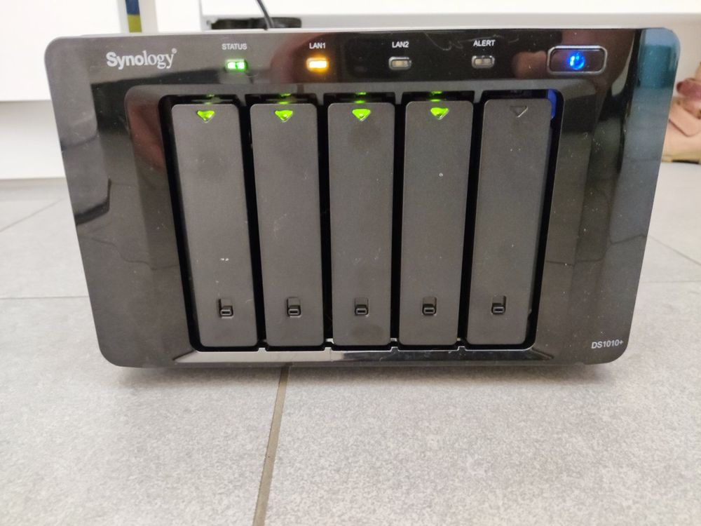 Synology DS1010+ 8TB / 4GB RAM (Gebraucht) in Dinhard für CHF 250 – mit ...