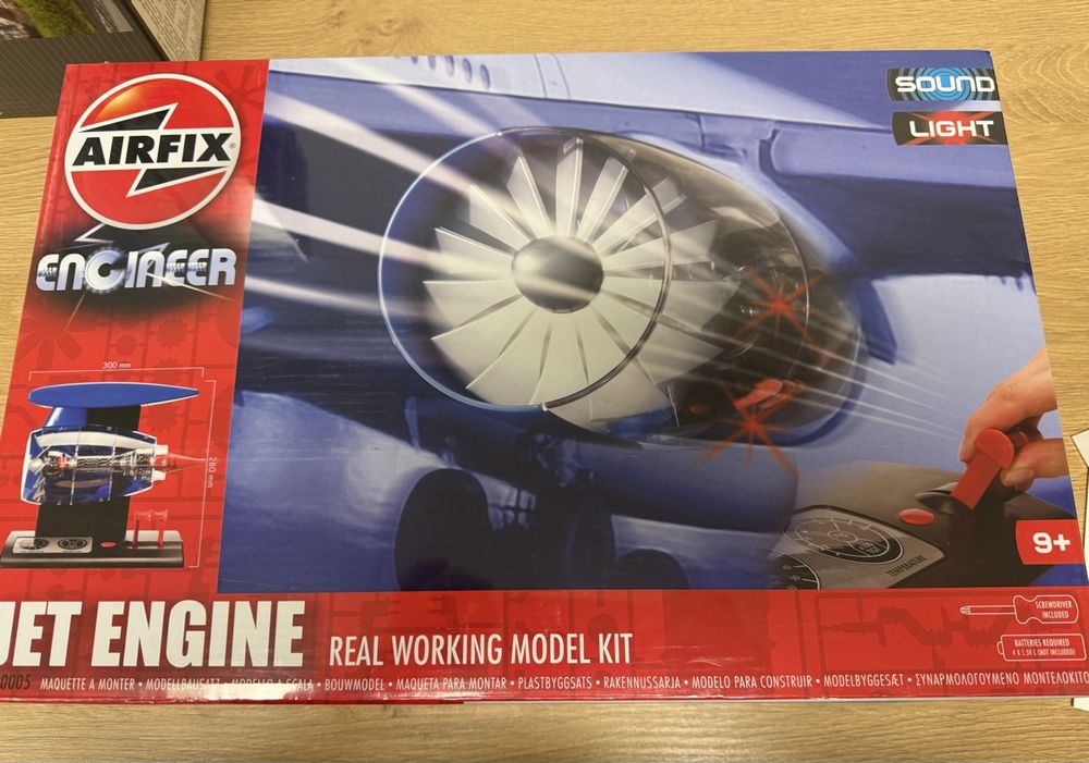 Airfix Engineer Jet Engine Modellbausatz mit Sound+Licht NEU | Kaufen ...