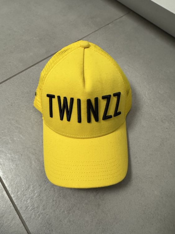 Casquette TWINZZ jaune d'été - comme neuve, branchée! (D'occasion) à ...