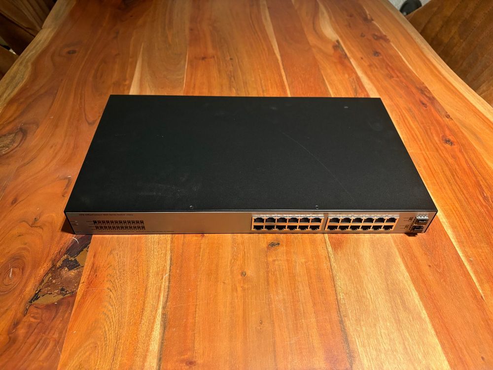 HP OfficeConnect 1820 Series 26 Port Switch | Kaufen auf Ricardo