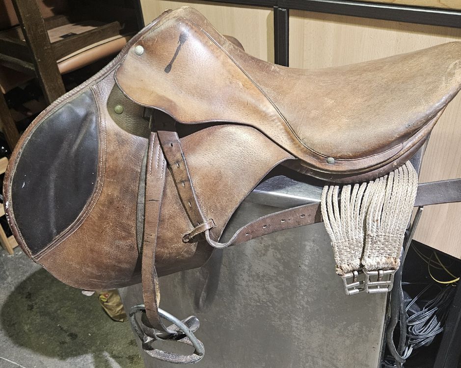 A.SPIRIG St.gallen echte Leder SATTLER. (Art:1705) (Gebraucht) in ...