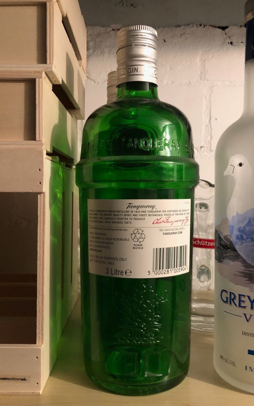 TANQUERAY Gin-Flasche 3 Liter (leer) (Gebraucht) in Buchs SG für CHF 9. ...