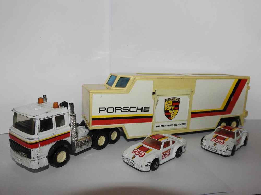 MATCHBOX PORSCHE RACING CAR TRANSPORTER (Gebraucht) in Reinach BL für ...