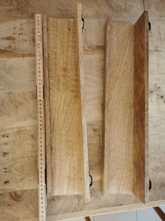 2 x Wand-Tablar (Gebraucht) in Luzern für CHF 12 – nur Abholung auf ...