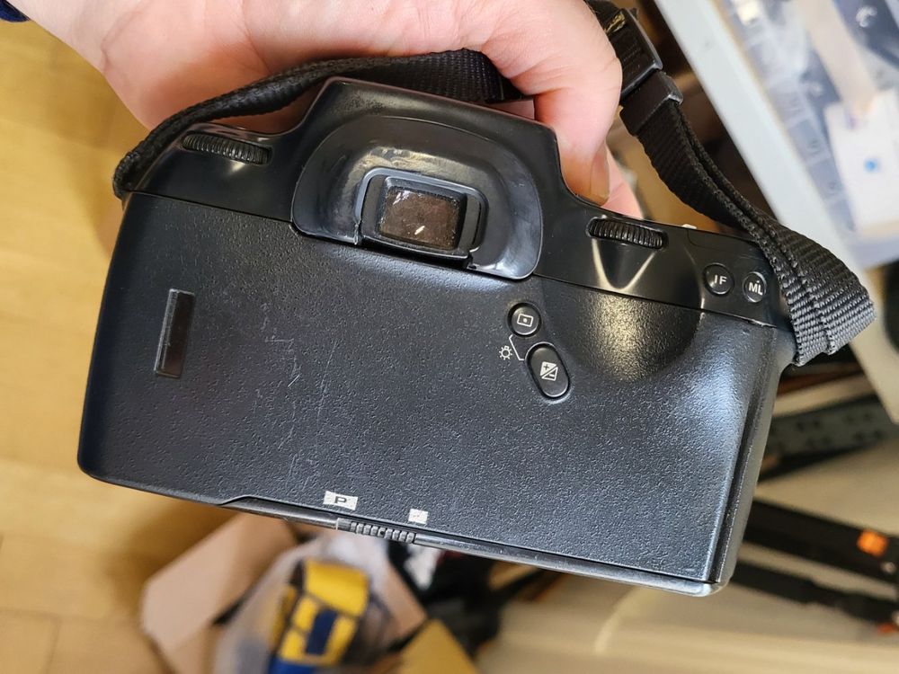 Pentax Z-1p 35mm Kamera Set mit 2 Linsen (Gebraucht) in Bern für CHF 39 ...