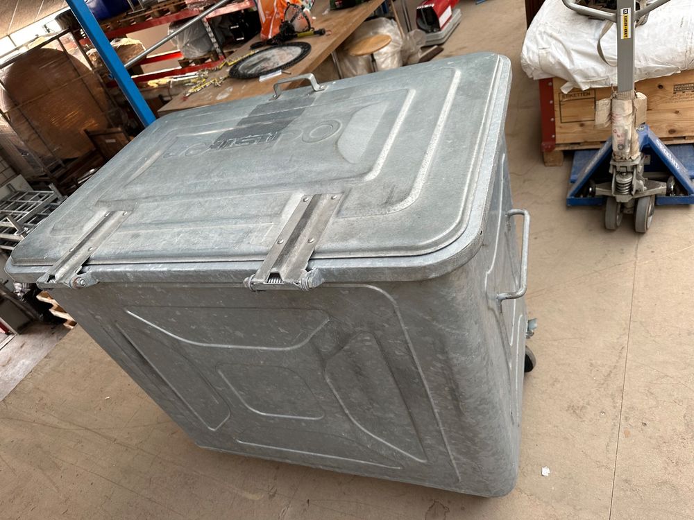 Stahlcontainer 800 l | Kaufen auf Ricardo