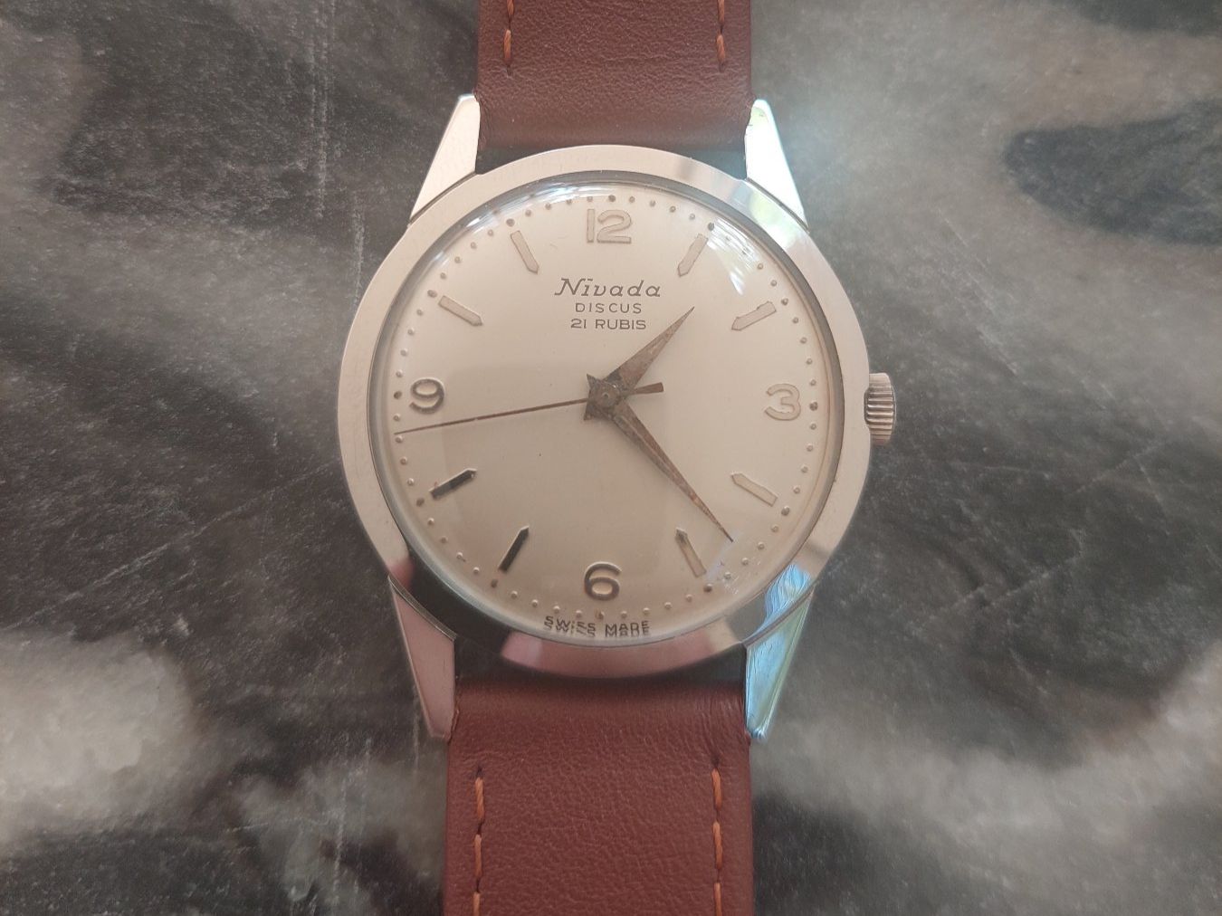 Nivada DISCUS - automatique - cadran blanc type Explorer (Defekt) in ...