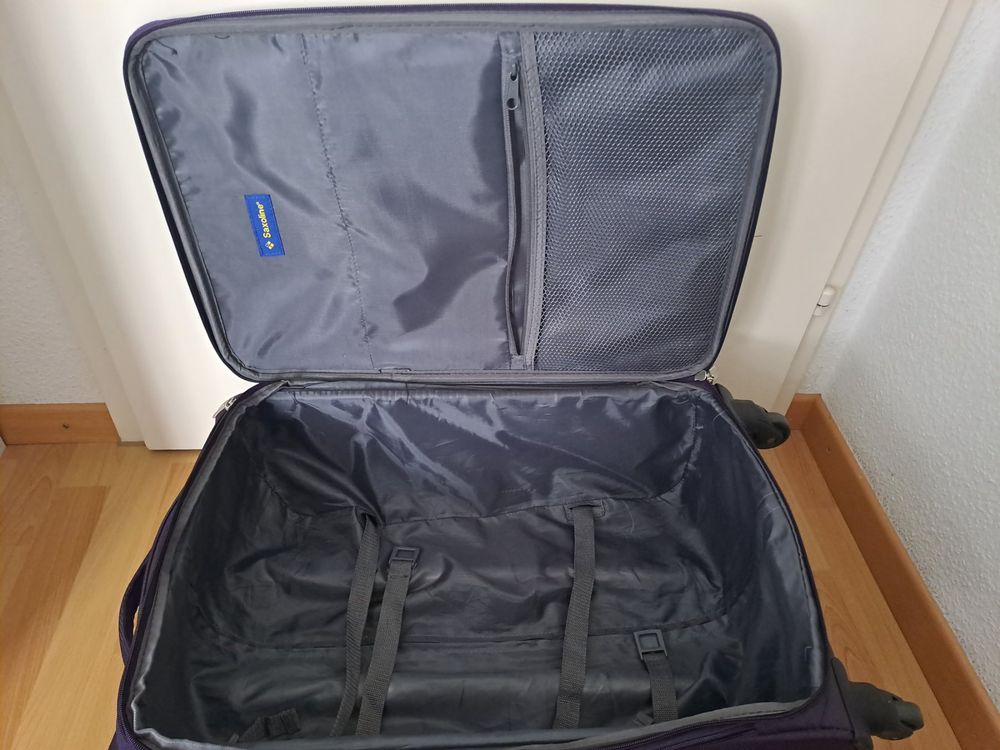 Reisekoffer / Rollkoffer (67 x 40 x 23 cm) | Kaufen auf Ricardo